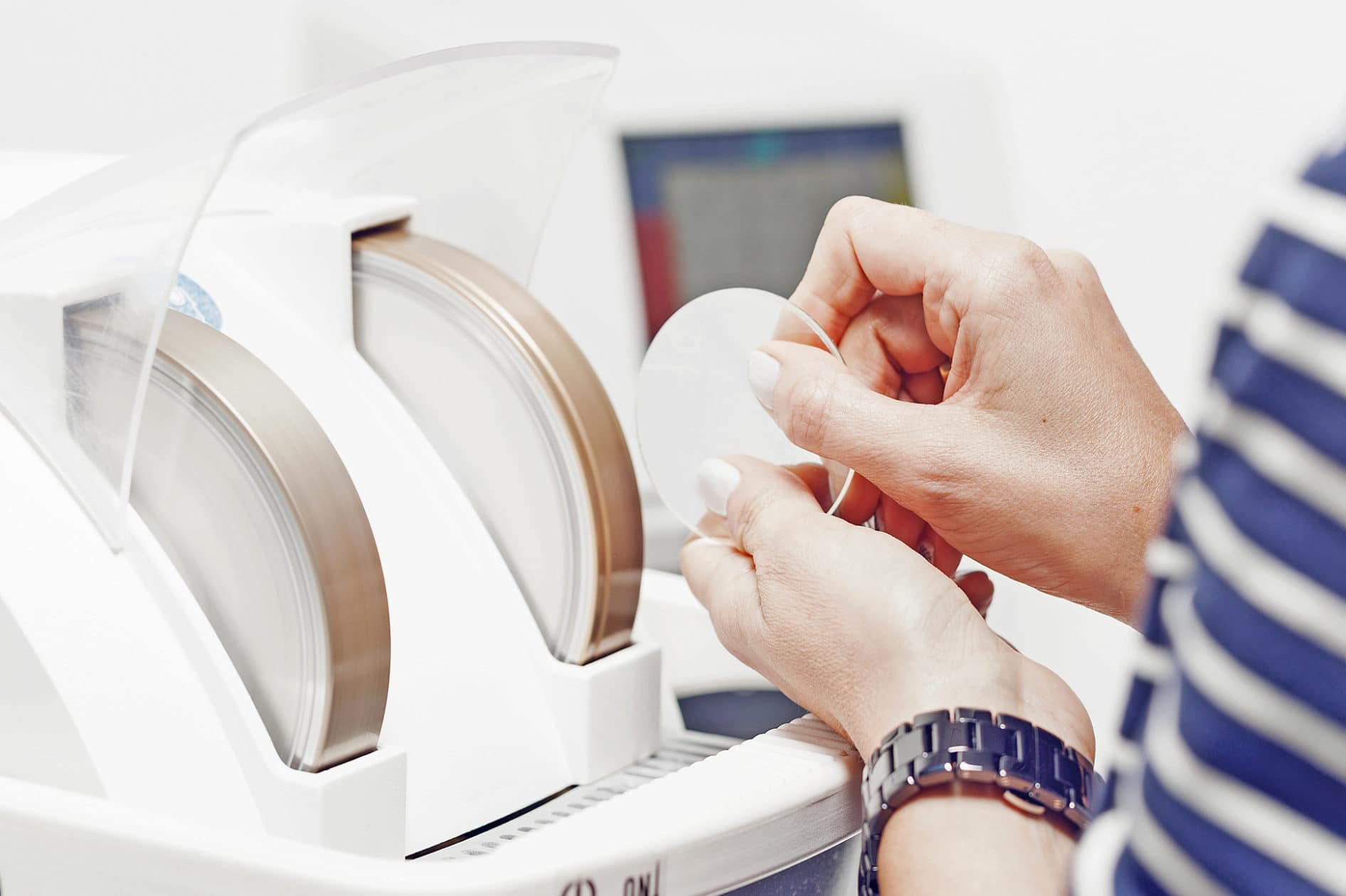 Ausbildung zum Augenoptiker - be-optician.de ? | be-optician.de